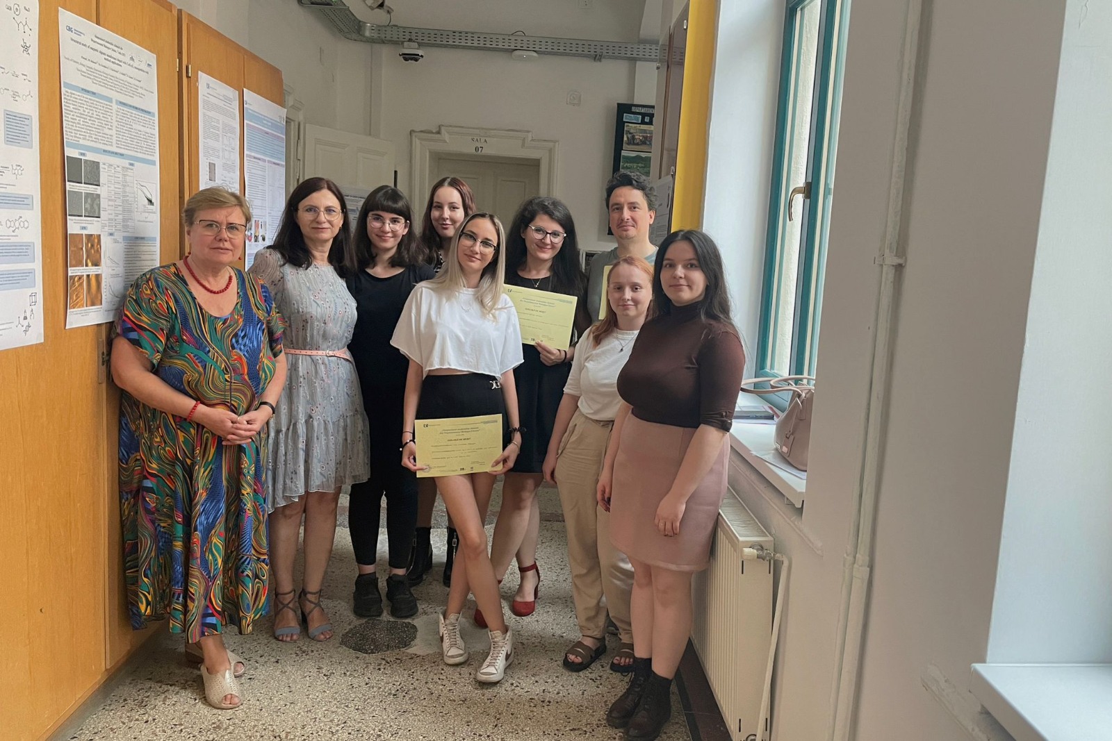 Sesiunea de comunicări a studenților chimiști - UVT