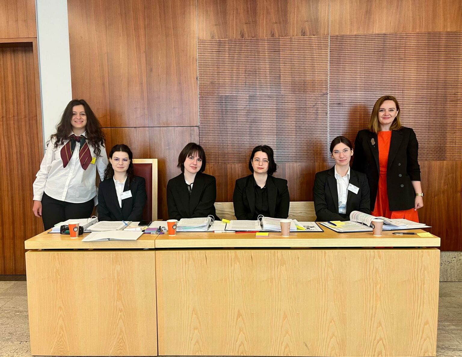 Echipa Facultății de Drept din UVT, pe locul cinci la prestigiosul concurs științific studențesc ...