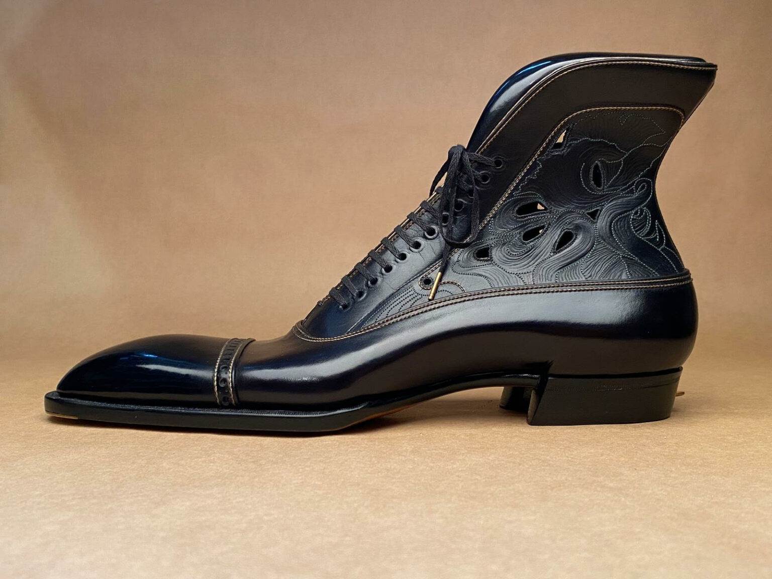 Victor Vulpe, world vice-champion in shoemaking, represents Romania at World Expo Osaka 2025 ...